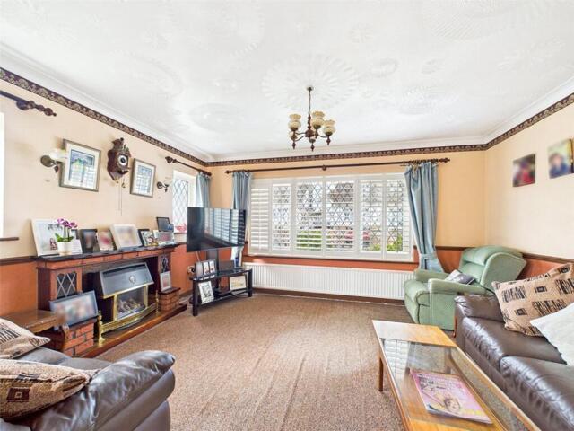 Bungalow 2 Bedroom For Sale Bournemouth Bournemouth 649950 ES99840204