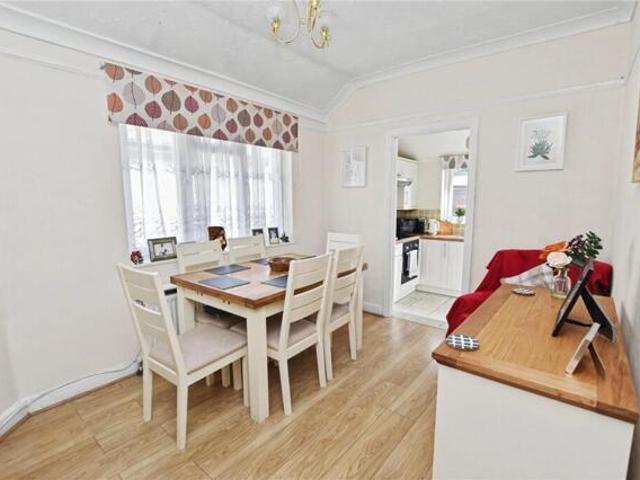 Bungalow 2 Bedroom For Sale Bexleyheath Greater London 460000 ELS100579179