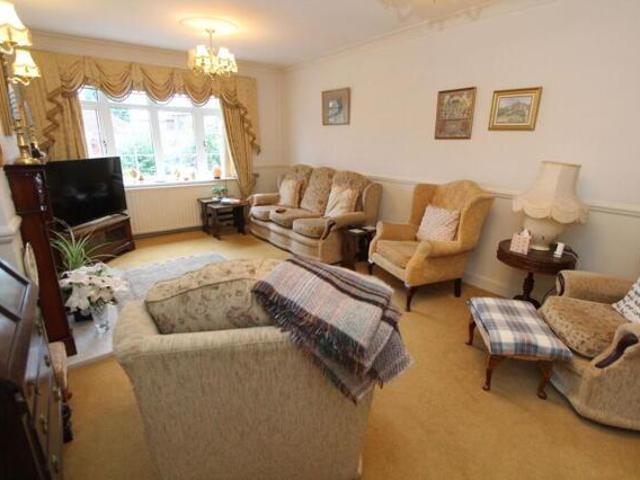 Bungalow 2 Bedroom For Sale Brierley Hill Dudley 335000 ELS99926236