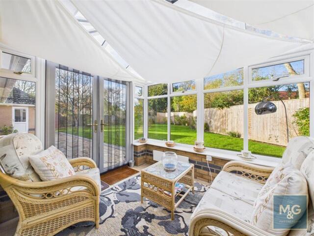 Bungalow 2 Bedroom For Sale Brockley Brockley 475000 ES99773915