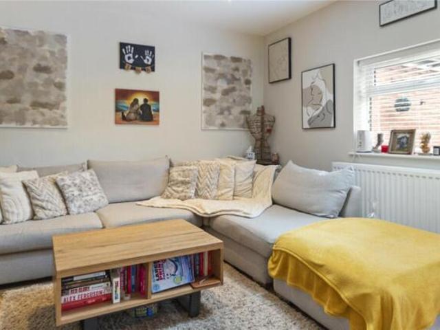 Bungalow 2 Bedroom For Sale Grimsby North East Lincolnshire 117500 ES101675166