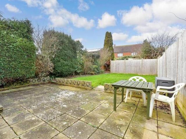 Bungalow 2 Bedroom For Sale Deal Kent 215000 ES101676377