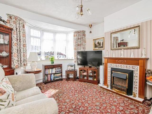 Bungalow 2 Bedroom For Sale Dudley Wolverhampton 220000 ES101677702
