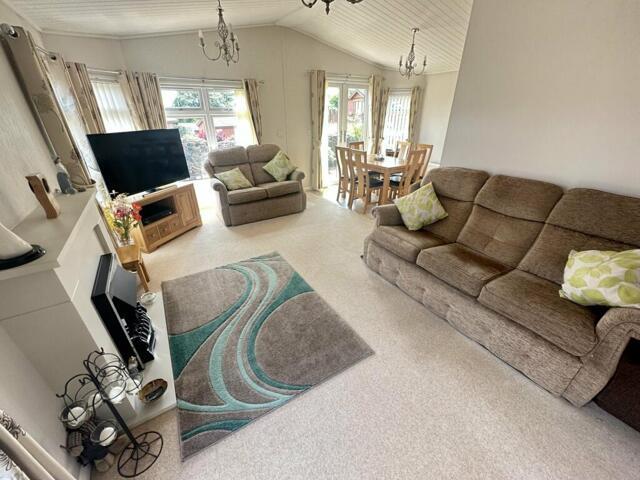 Bungalow 2 Bedroom For Sale Durham County Durham 145000 ES98930339