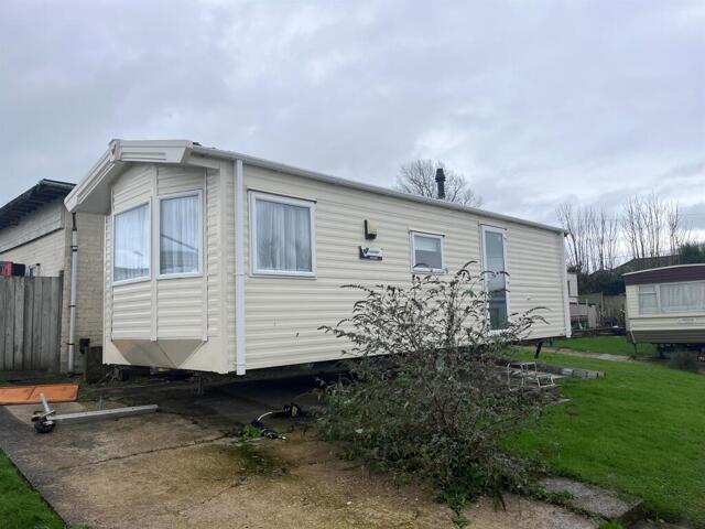 Bungalow 2 Bedroom For Sale East Sussex East Sussex 25000 ES99203969