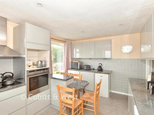 Bungalow 2 Bedroom For Sale East Sussex East Sussex 325000 ELS101351693