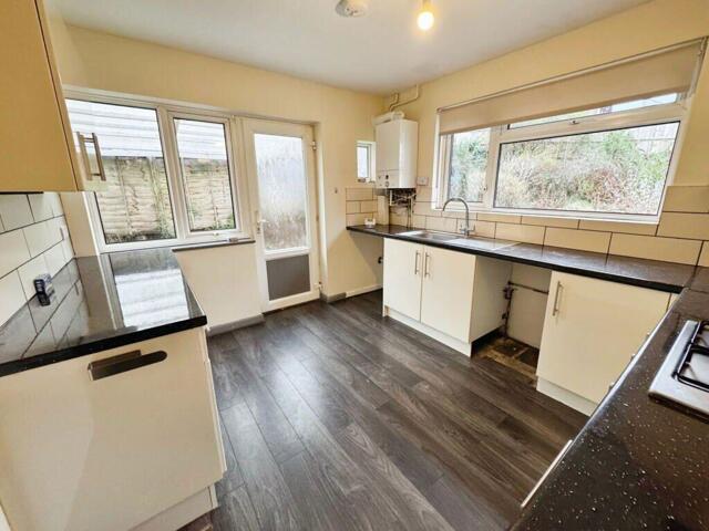 Bungalow 2 Bedroom For Sale Eastleigh Hampshire 375000 ES91549323