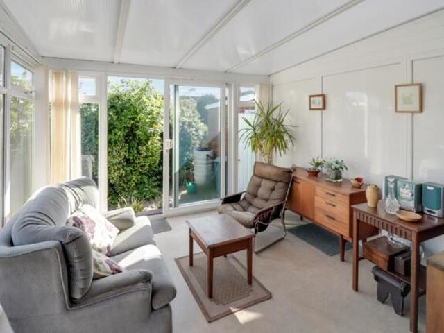 Bungalow 2 Bedroom For Sale Exmouth Devon 300000 ELS99161734