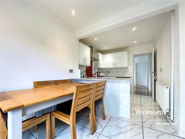 Bungalow 2 Bedroom For Sale Ferndown Dorset 325000 ES101200035