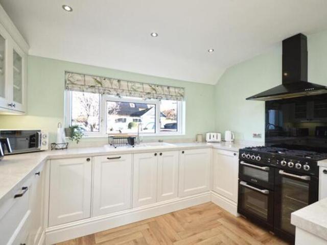 Bungalow 2 Bedroom For Sale Keynsham Bristol 550000 ES99162013