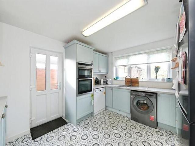 Bungalow 2 Bedroom For Sale Kilburn Kilburn 250000 ES100503298