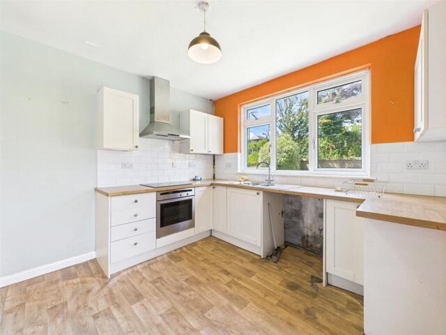 Bungalow 2 Bedroom For Sale Holsworthy Devon 325000 ES100684889