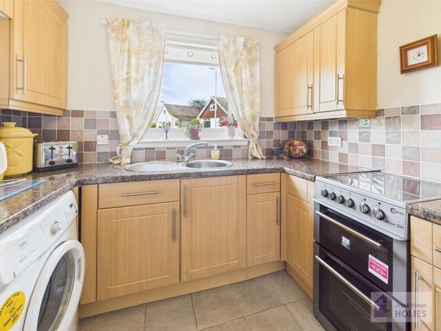 Bungalow 2 Bedroom For Sale Hairmyres Hairmyres 149000 ES99345193