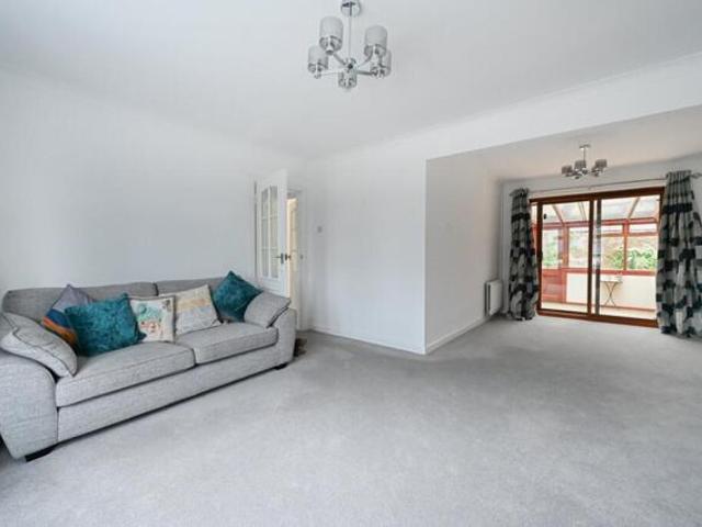 Bungalow 2 Bedroom For Sale Hampshire Hampshire 450000 ES101168460
