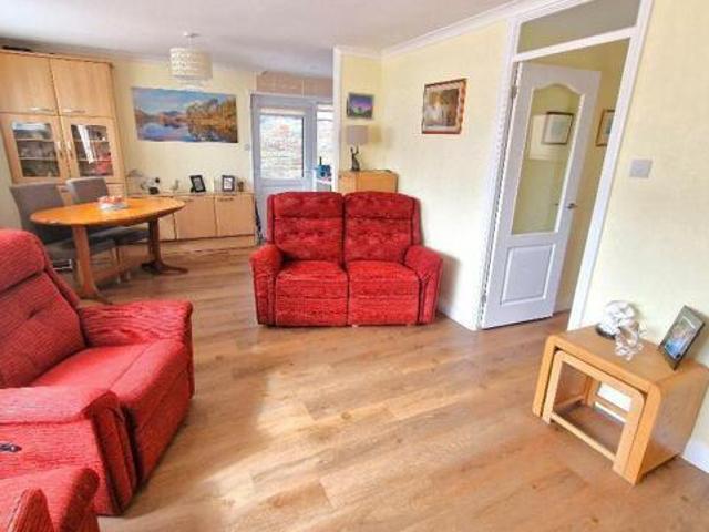 Bungalow 2 Bedroom For Sale Isle Of Wight Isle Of Wight 375000 ES100503301