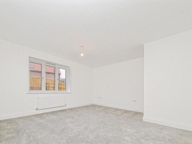 Bungalow 2 Bedroom For Sale Onehouse Onehouse 124000 ES101199788
