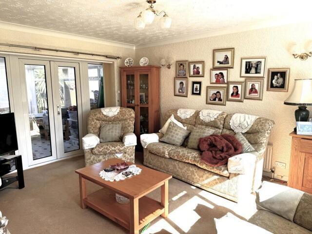 Bungalow 2 Bedroom For Sale Ollerton Nottinghamshire 200000 ELS100881644