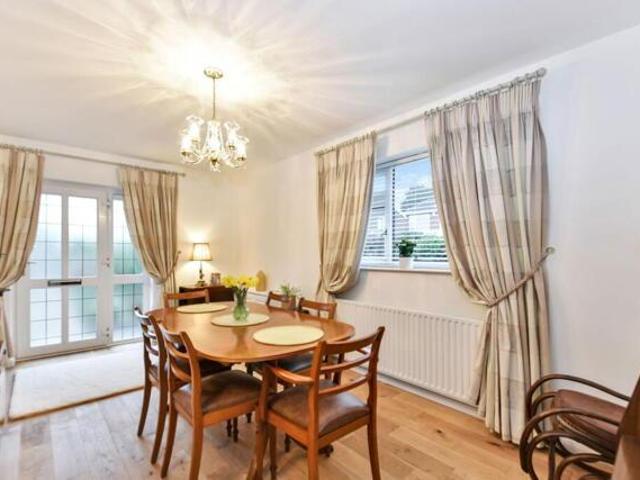 Bungalow 2 Bedroom For Sale Oulton West Yorkshire 400000 ES101168644