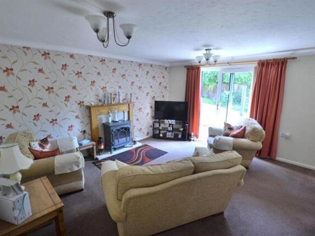Bungalow 2 Bedroom For Sale Loughborough Leicestershire 132500 ELS101797110