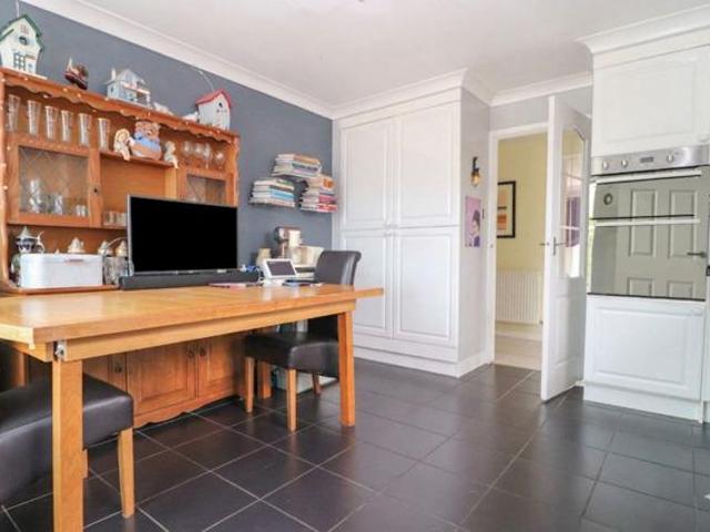 Bungalow 2 Bedroom For Sale Lowestoft Suffolk 260000 ELS101316519