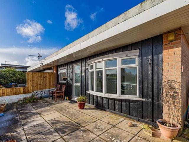 Bungalow 2 Bedroom For Sale Lavernock Lavernock 55000 ES100456699