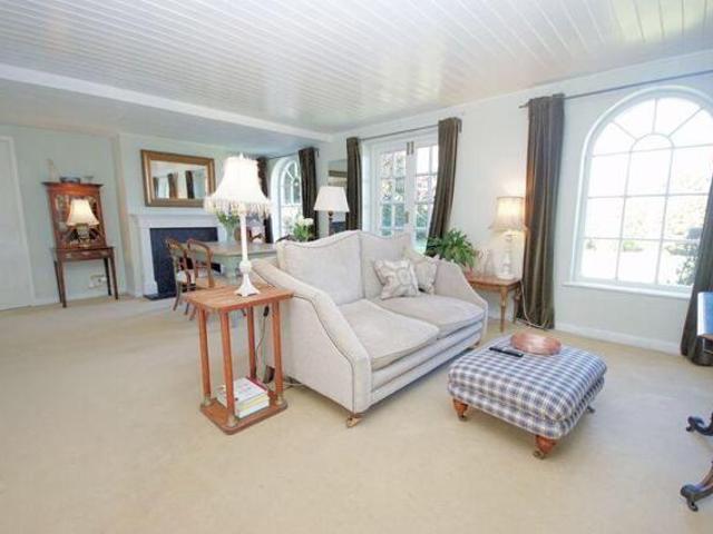 Bungalow 2 Bedroom For Sale Lee On Solent Hampshire 595000 ES99436760