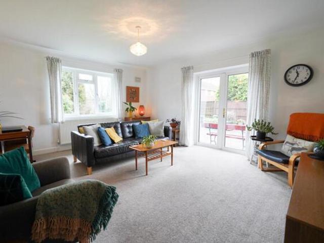 Bungalow 2 Bedroom For Sale Leicester Leicestershire 350000 ES101119448