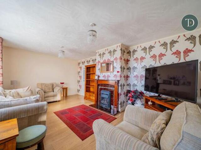 Bungalow 2 Bedroom For Sale Little Sutton Cheshire West And Chester 180000 ES100615188
