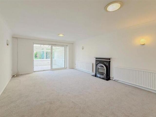 Bungalow 2 Bedroom For Sale Littlehampton West Sussex 405000 ELS99840002