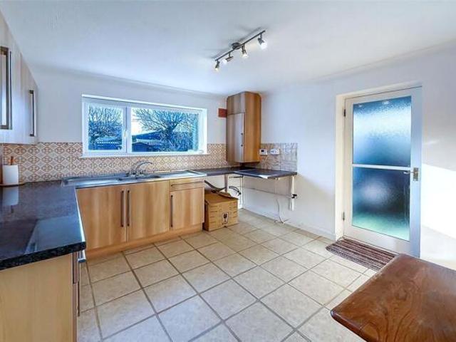 Bungalow 2 Bedroom For Sale Littlehampton West Sussex 330000 ELS99986644
