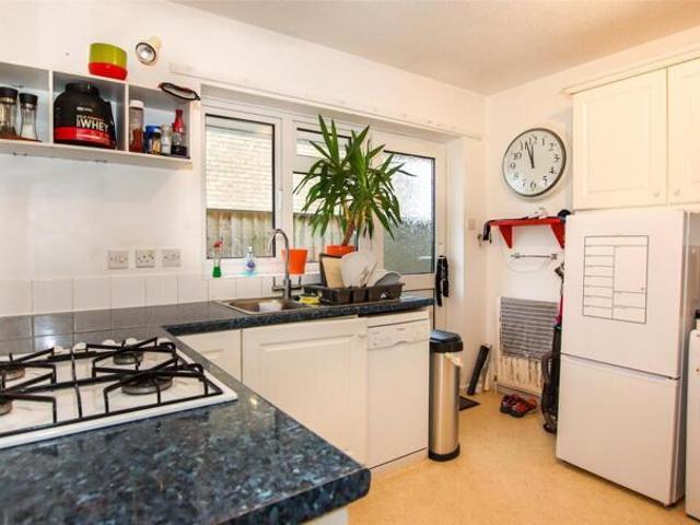 Bungalow 2 Bedroom For Sale Lymington Hampshire 525000 ES99808576