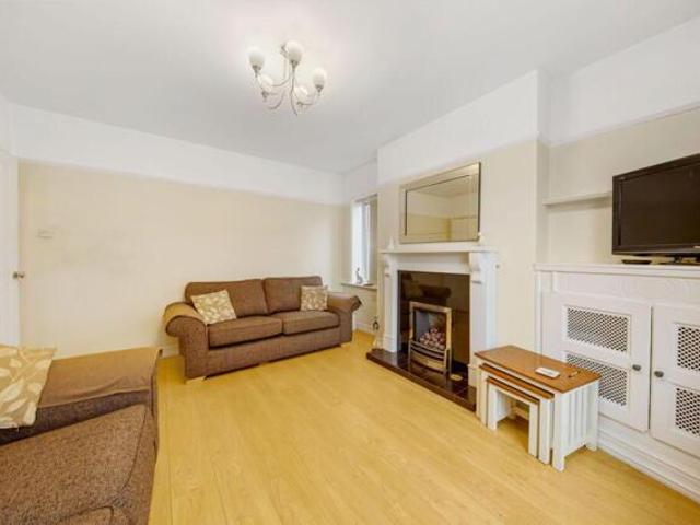 Bungalow 2 Bedroom For Sale Matlock Derbyshire 275000 ES100366389