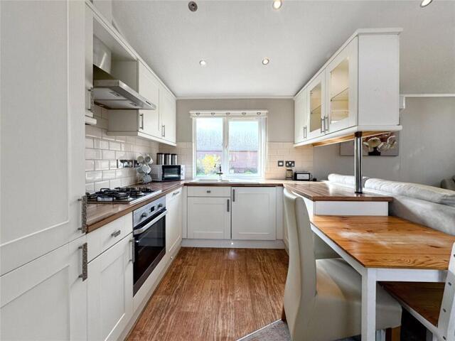 Bungalow 2 Bedroom For Sale Maidstone Kent 130000 ELS100917700