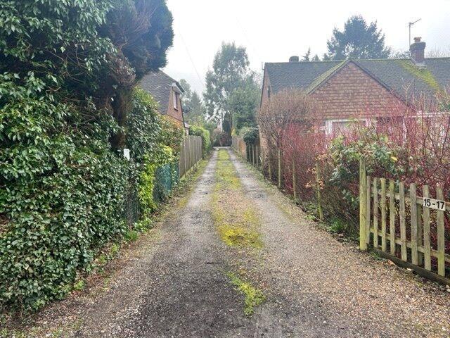 Bungalow 2 Bedroom For Sale Maidstone Kent 490000 ES88915906
