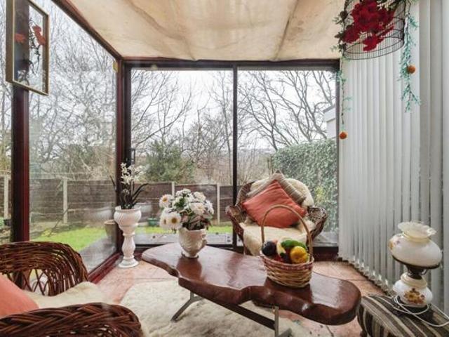Bungalow 2 Bedroom For Sale Manchester Tameside 290000 ES100684936