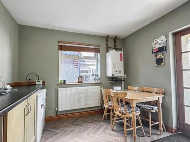 Bungalow 2 Bedroom For Sale Mansfield Nottinghamshire 180000 ES100579208