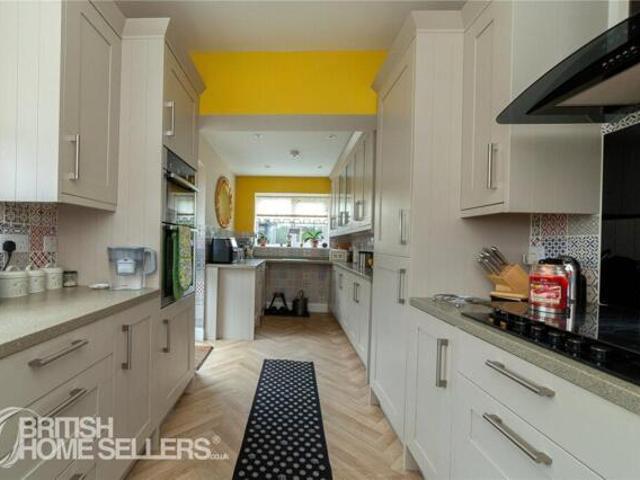Bungalow 2 Bedroom For Sale Mansfield Nottinghamshire 330000 ES100024188