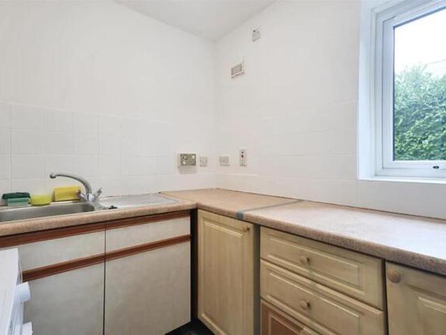 Bungalow 2 Bedroom For Sale Nottingham Nottinghamshire 110000 ES98262548