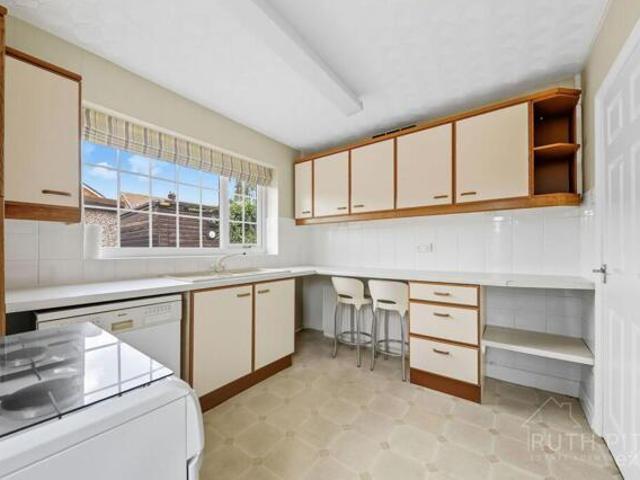 Bungalow 2 Bedroom For Sale North Yorkshire Wakefield 260000 ES98118639