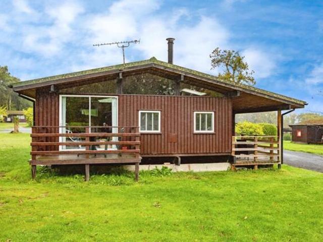 Bungalow 2 Bedroom For Sale Newcastle Emlyn Carmarthenshire 45000 ELS98577941