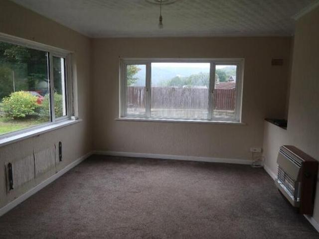 Bungalow 2 Bedroom For Sale Newbridge Caerphilly 250000 ES99808596