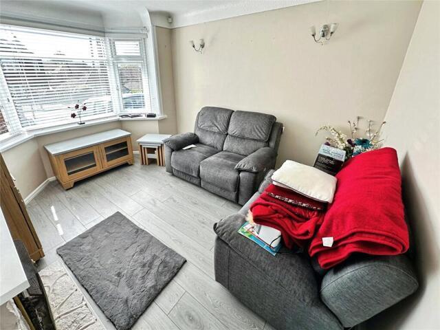 Bungalow 2 Bedroom For Sale Southampton Hampshire 260000 ES101931953
