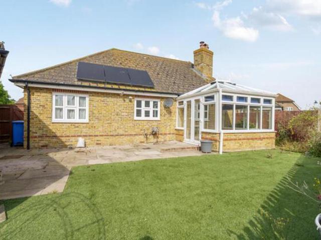 Bungalow 2 Bedroom For Sale Sittingbourne Kent 325000 ES100024154