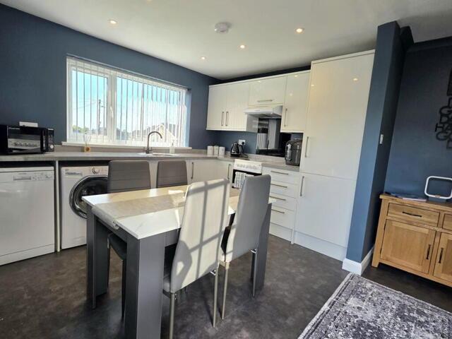 Bungalow 2 Bedroom For Sale Skegness Lincolnshire 180000 ES101678359