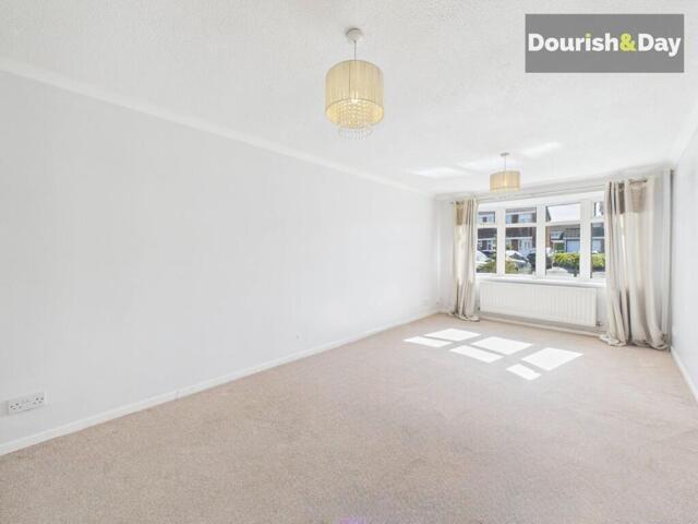 Bungalow 2 Bedroom For Sale Stafford Staffordshire 250000 ES101677972