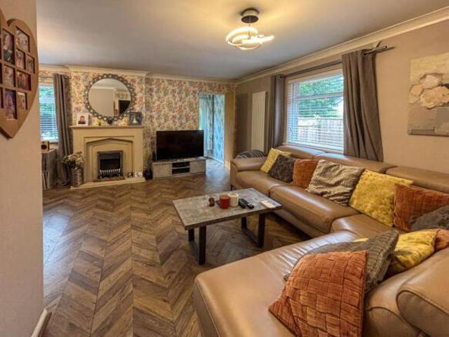 Bungalow 2 Bedroom For Sale Stockton On Tees Stockton On Tees 180000 ELS98612226