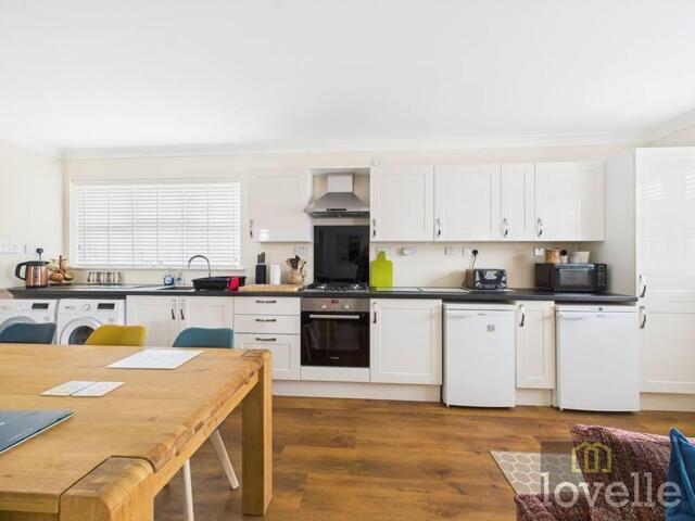 Bungalow 2 Bedroom For Sale Sutton On Sea Lincolnshire 235000 ES99840496