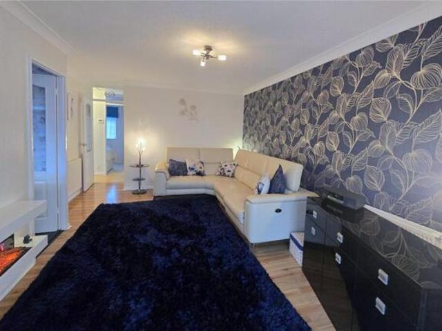 Bungalow 2 Bedroom For Sale Surrey Surrey 425000 ELS99161583