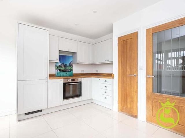 Bungalow 2 Bedroom For Sale Poole Poole 335000 ES98801051