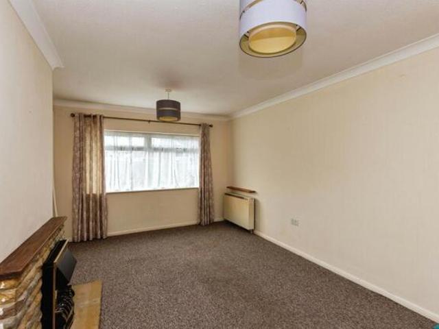 Bungalow 2 Bedroom For Sale Peterborough Cambridgeshire 190000 ES100503434